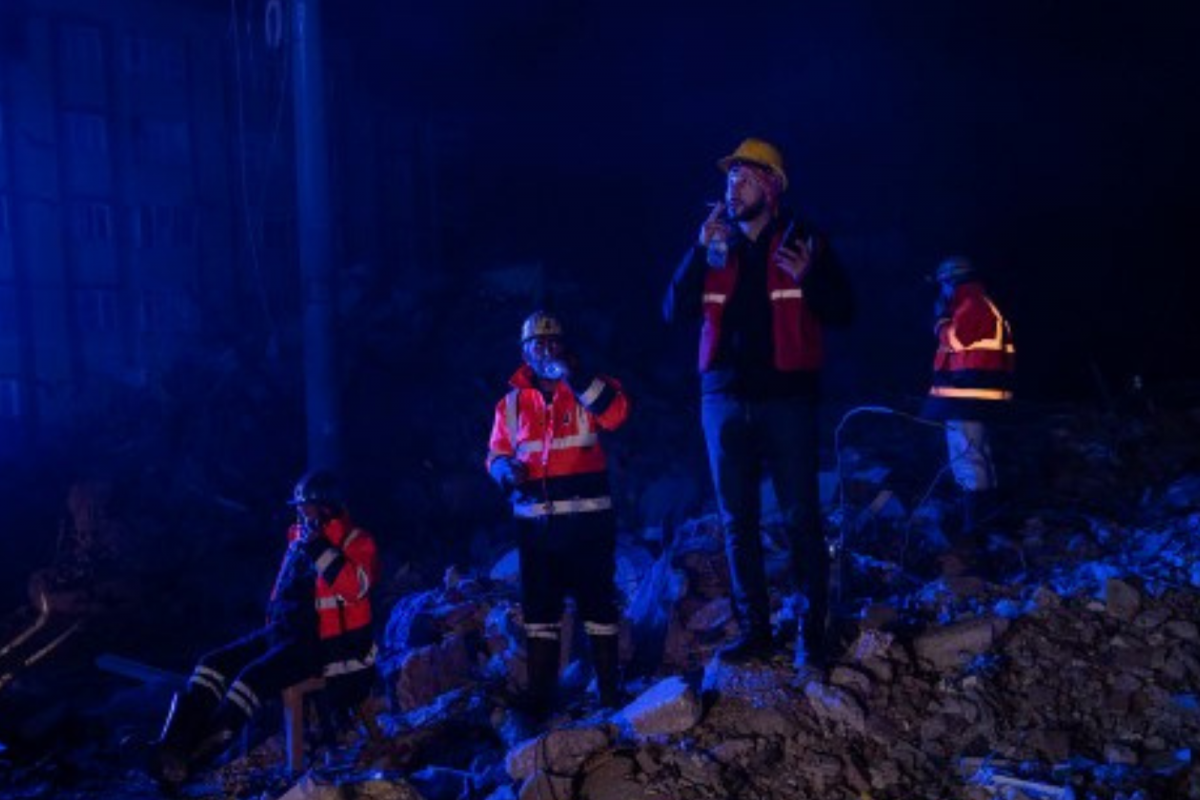 3 Killed, Over 200 Injured as 6.4-Magnitude Quake Jolts Turkey ...