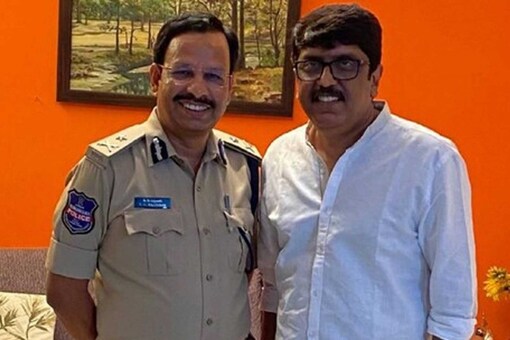 Christopher Director B Unnikrishnan's Photo With IPS Sajjanar Goes ...