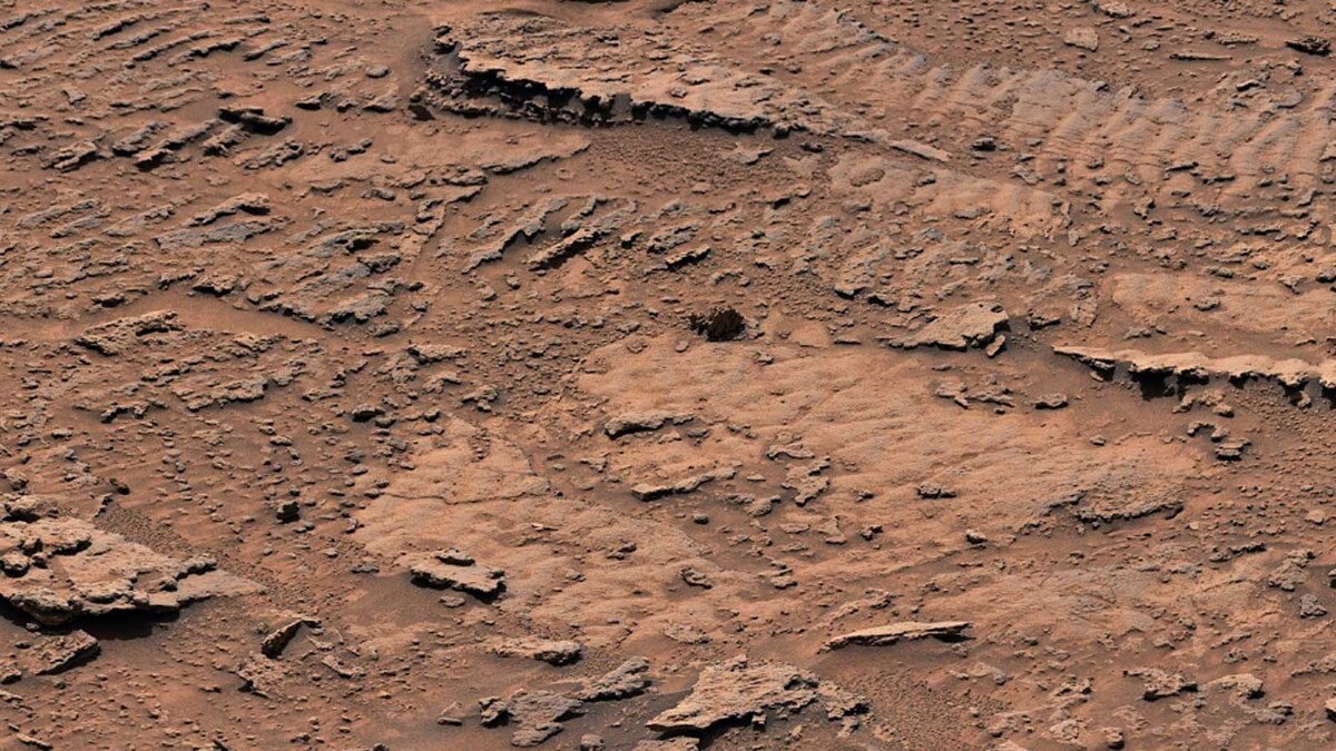 NASA's Curiosity Rover Spots Clearest Ever Evidence Of Water On Mars ...