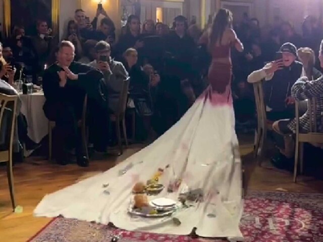 Model's Tablecloth Dress Has Internet Buzzing - News18