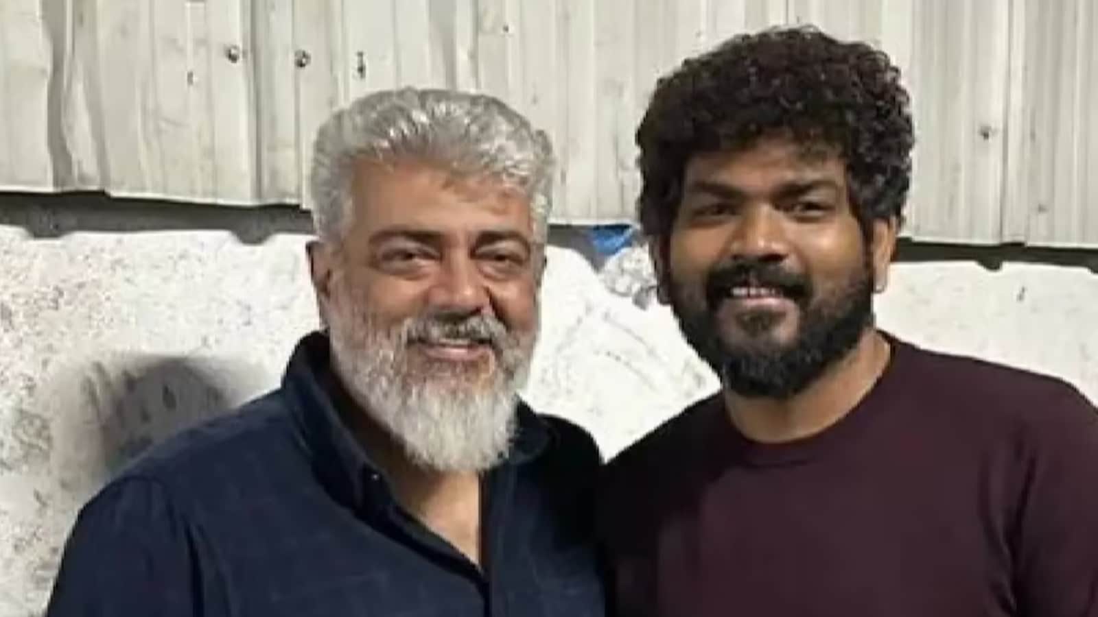 Director Vignesh Shivan Reacts To Fan's Video About Ajith Kumar-Starrer ...
