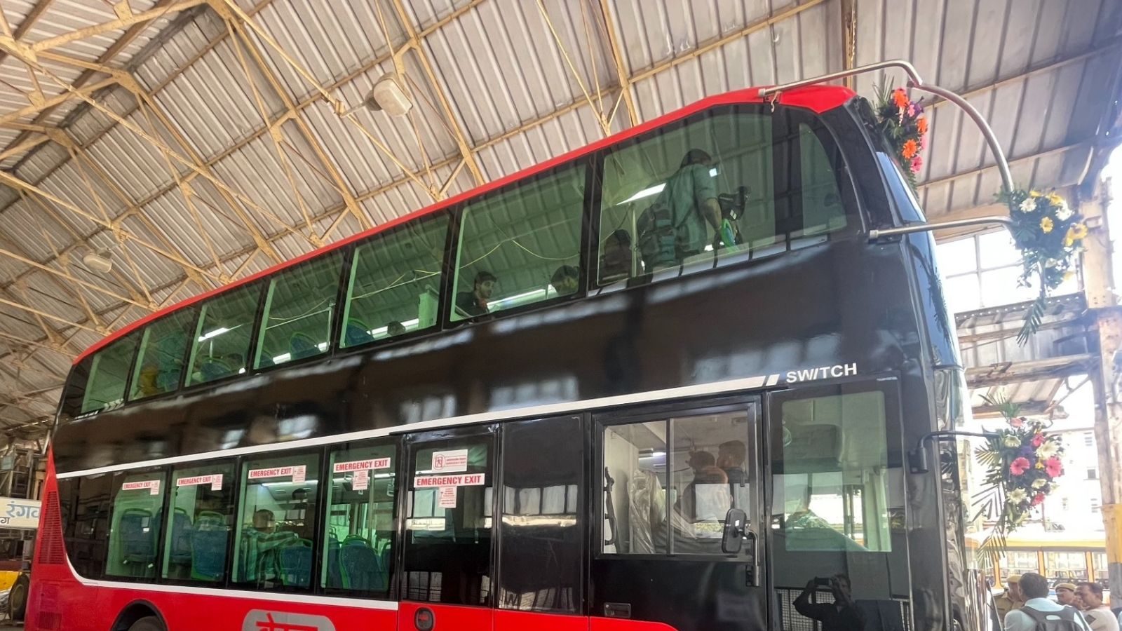 The Next ‘BEST’ Thing: Mumbai Gets India’s 1st Electric AC Double ...