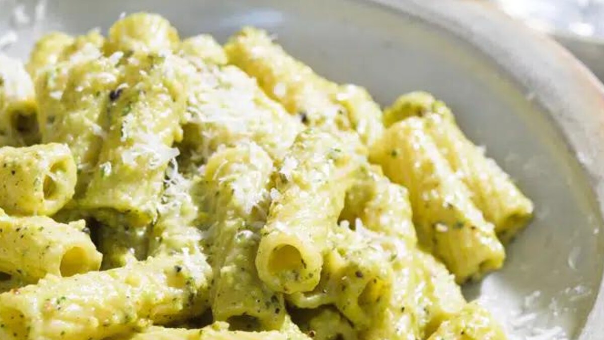 This Pesto Pasta Recipe Will Turn Into Your Ultimate Favourite Dinner ...