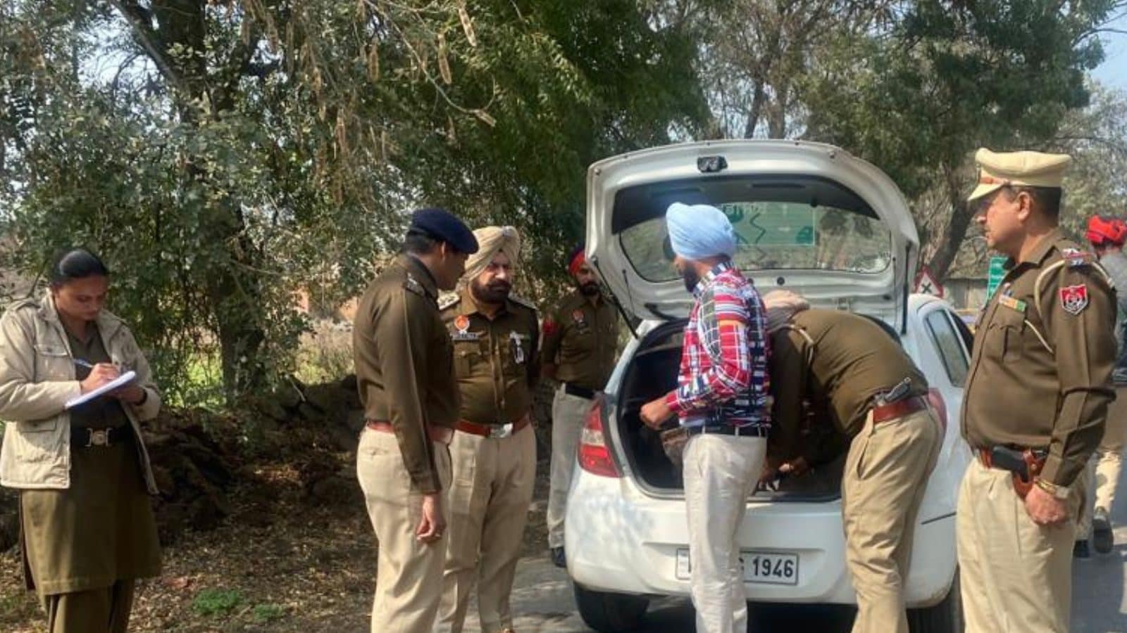 ‘Order’ Around: Punjab Cops Launch ‘Ops Seal’ to Keep Eye on Entry ...