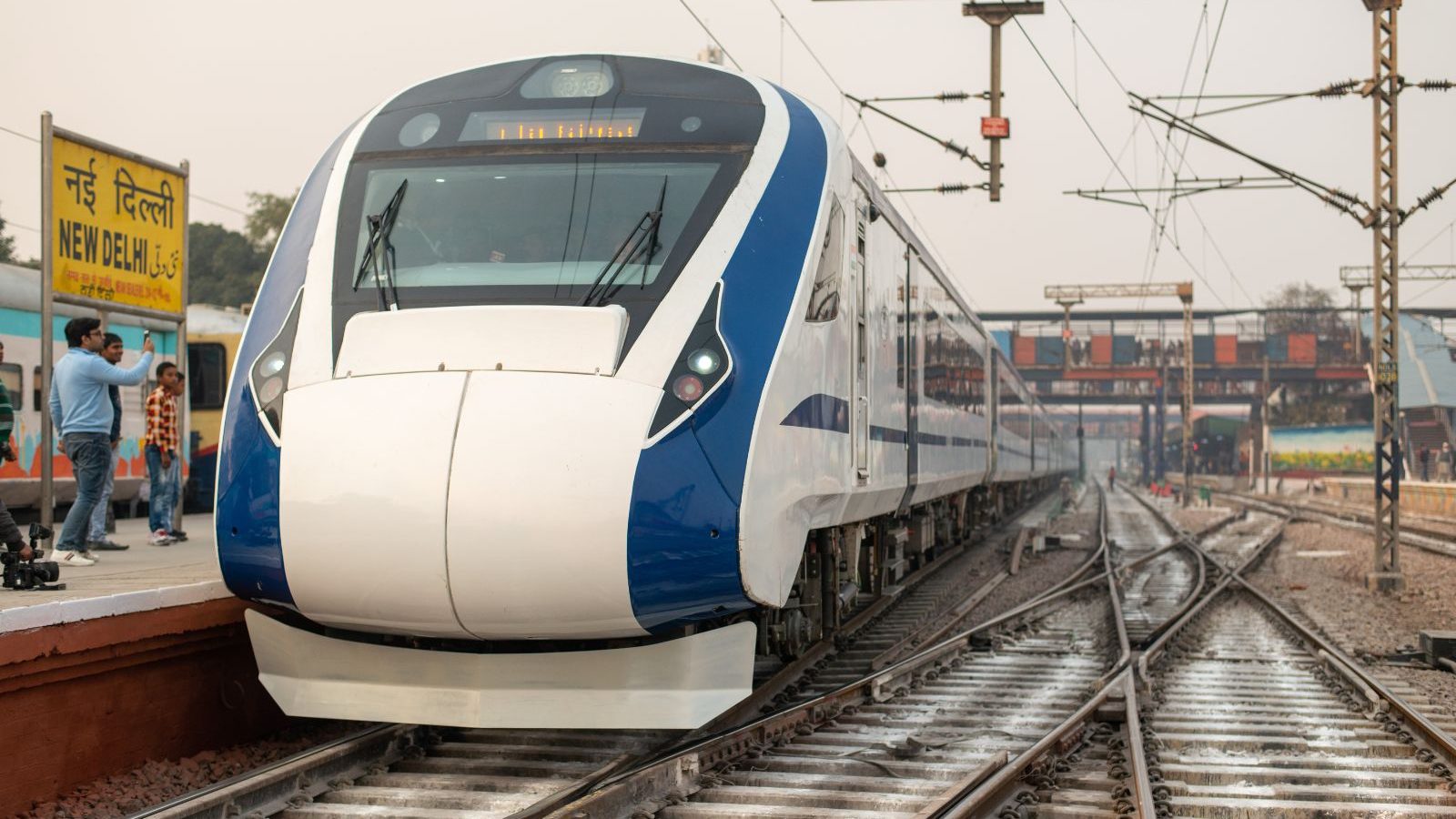 'Make in India' Success: Four Years On, Delhi-Varanasi Vande Bharat Has Transformed the Way ...