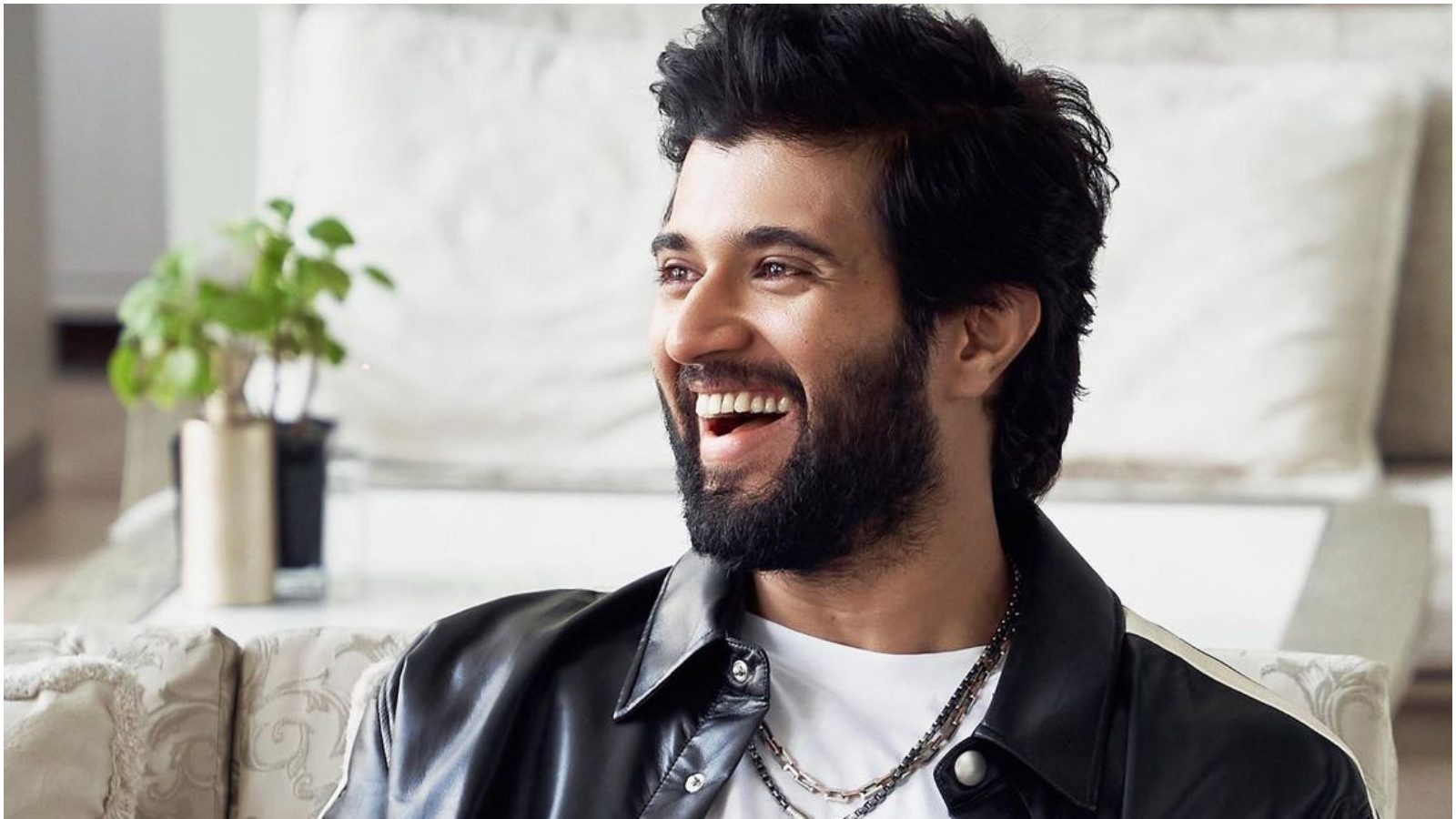 Watch: Lifetime Memories For 100 Vijay Deverakonda Fans On Manali Trip ...