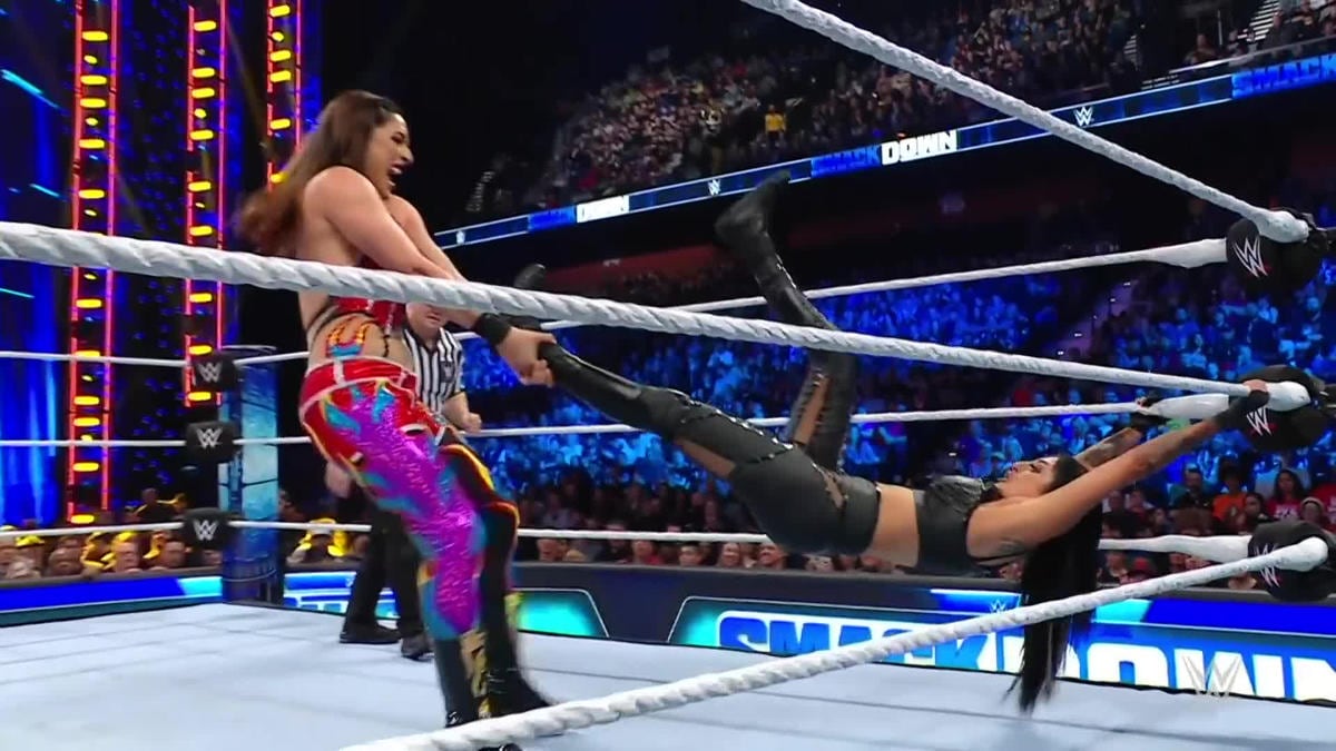 WWE SmackDown Results: Madap Moss Earns Intercontinental Title Match ...