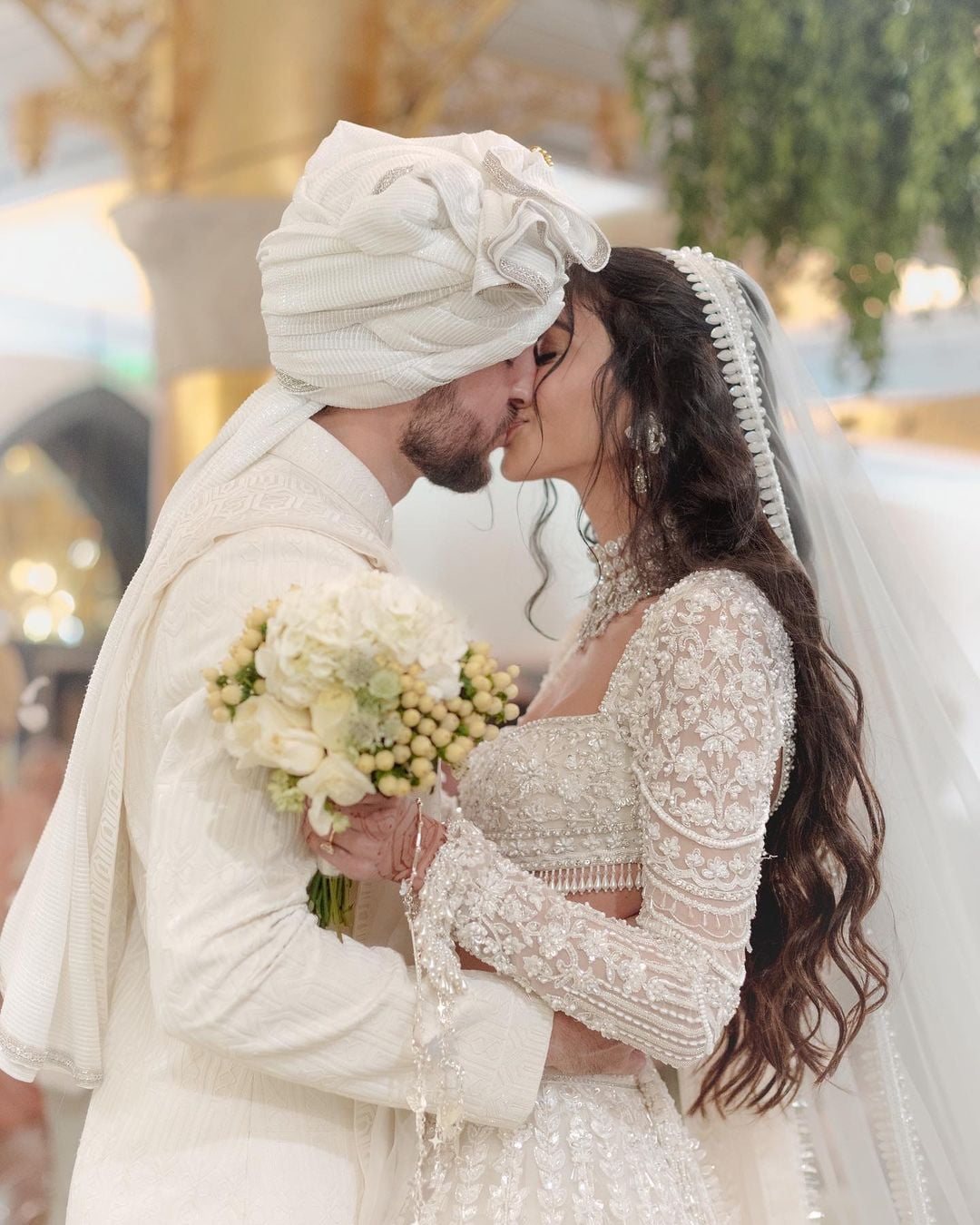 Alanna Panday Shares Dreamy Photos From Wedding To Ivor McCray, Bride ...
