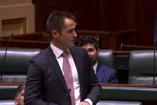 'She Said Yes': Australian MP Proposes to Partner During Maiden Speech ...