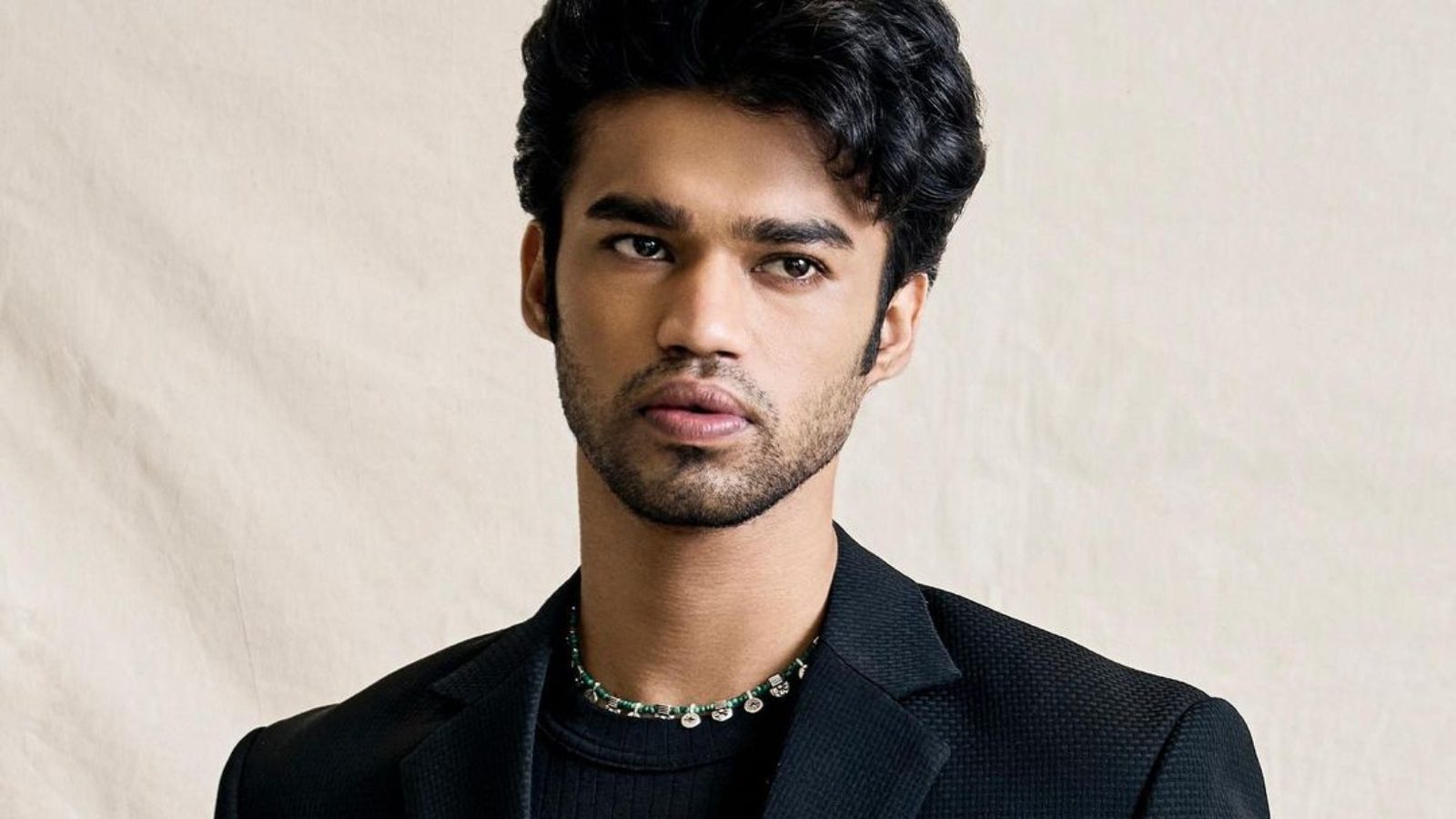 News18 Showsha Reel Awards: Babil Khan Misses Irrfan Post Win, Says ...
