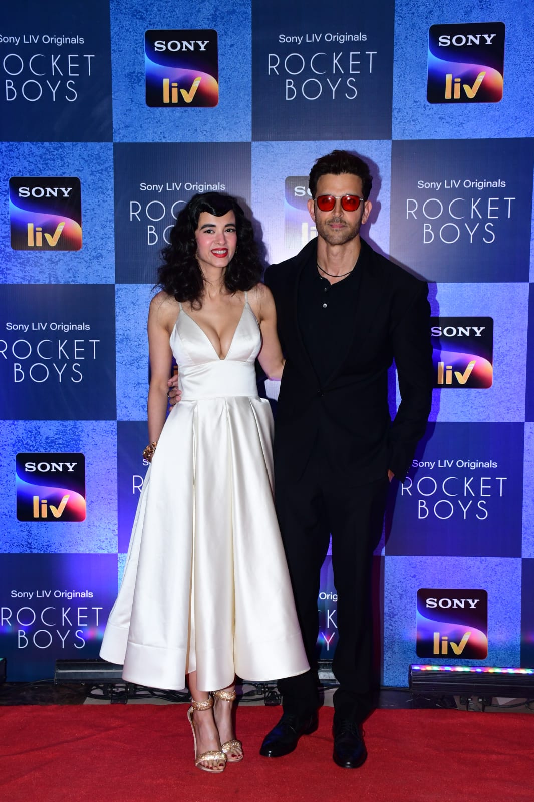 Hrithik Roshan, Saba Azad, Rani Mukerji, Karan Johar, Arjun Kapoor ...