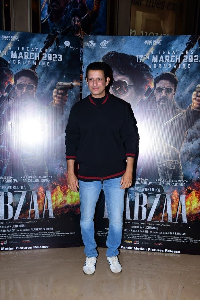 Malaika Arora, Deepika Padukone, Sara Ali Khan, Shriya Saran, Vaani ...