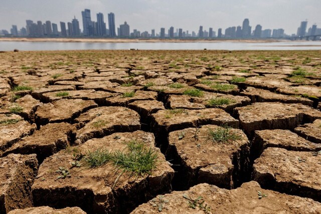 Droughts, Wet Events Made More Frequent, Intense by Global Warming ...