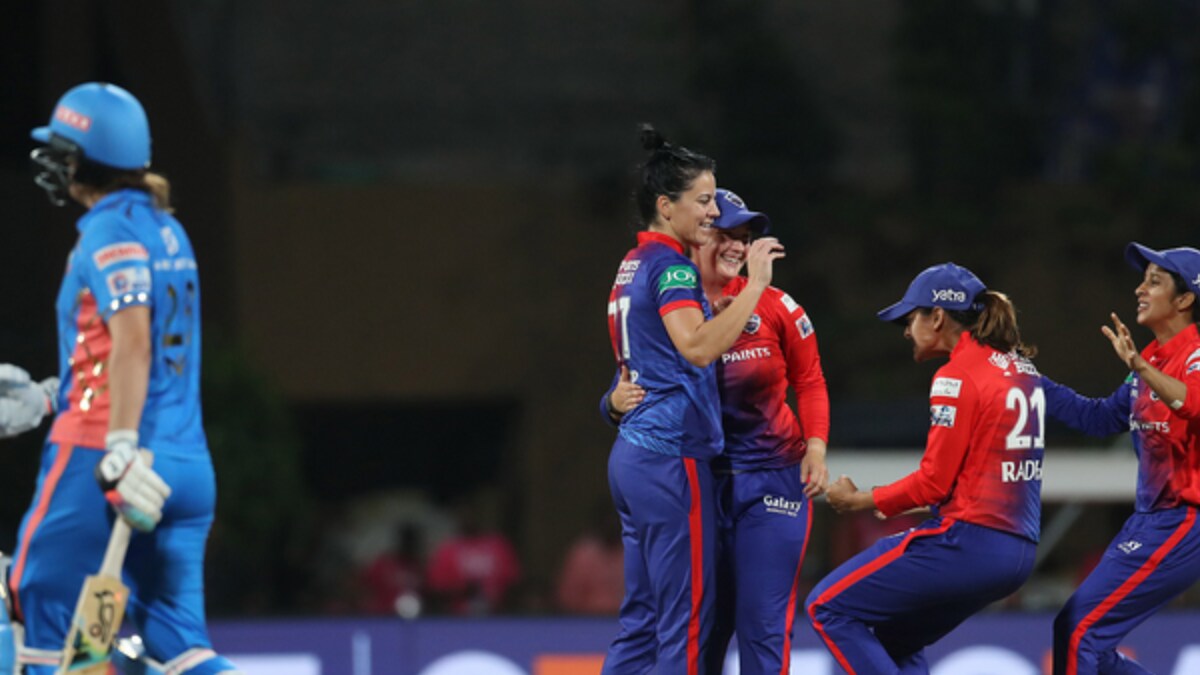WPL 2023: Delhi Capitals Thrash Mumbai Indians by 9 Wickets to Go Top of Points Table ...