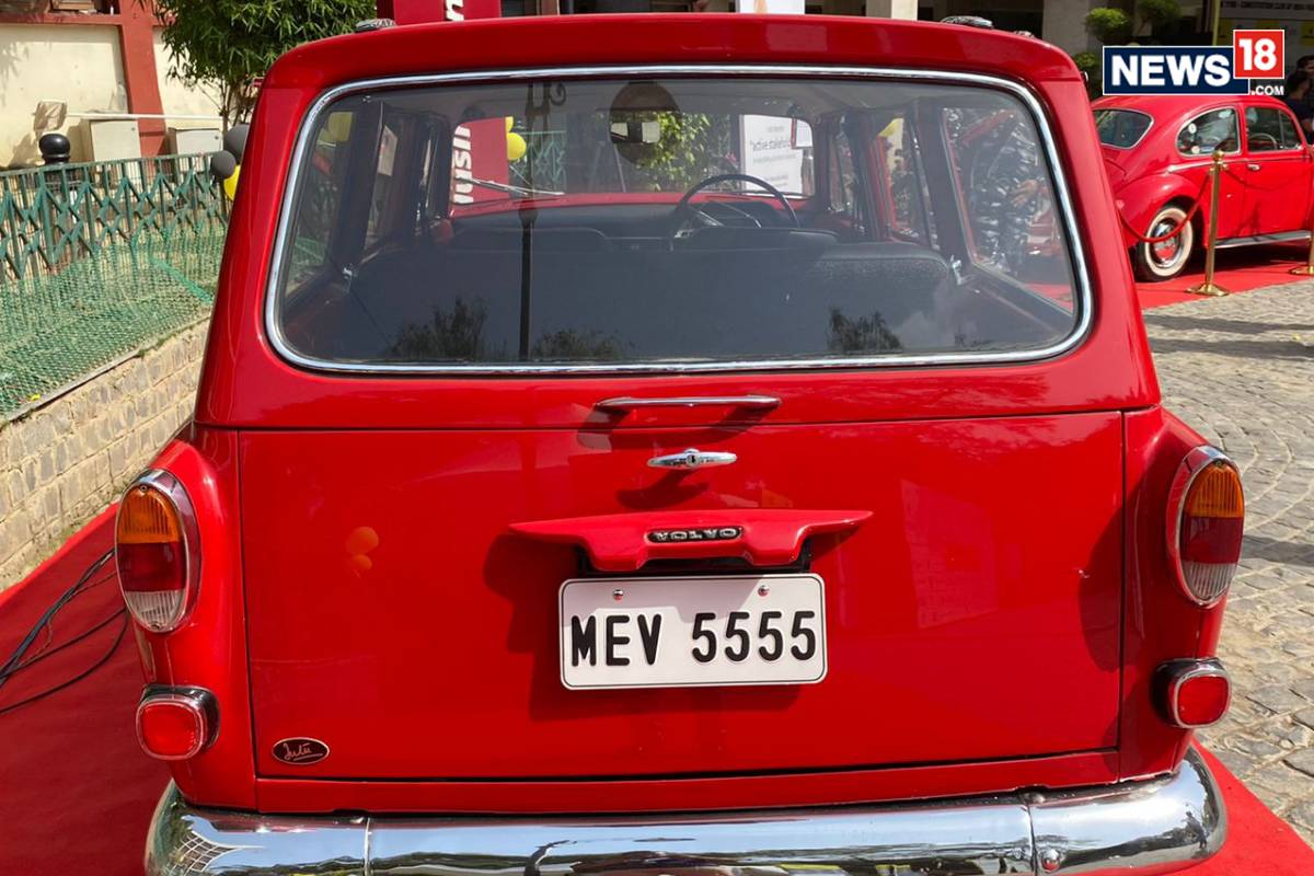 Volvo Station Wagon 1965 Model in Pics: See Design, Interior, Features ...