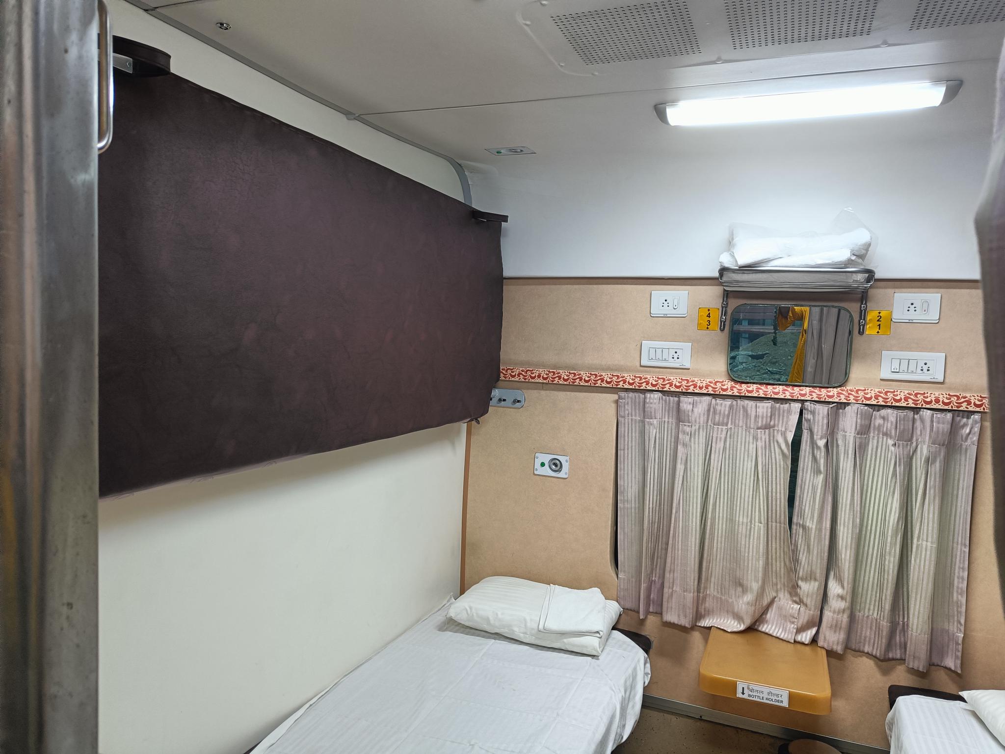 First Class Coupe AC Restaurant Car News18 Takes You Through New First Class Coupe AC Restaurant Car News18 Takes You Through New