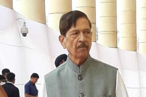 Maharashtra: BJP MP Girish Bapat Passes Away in Pune - News18