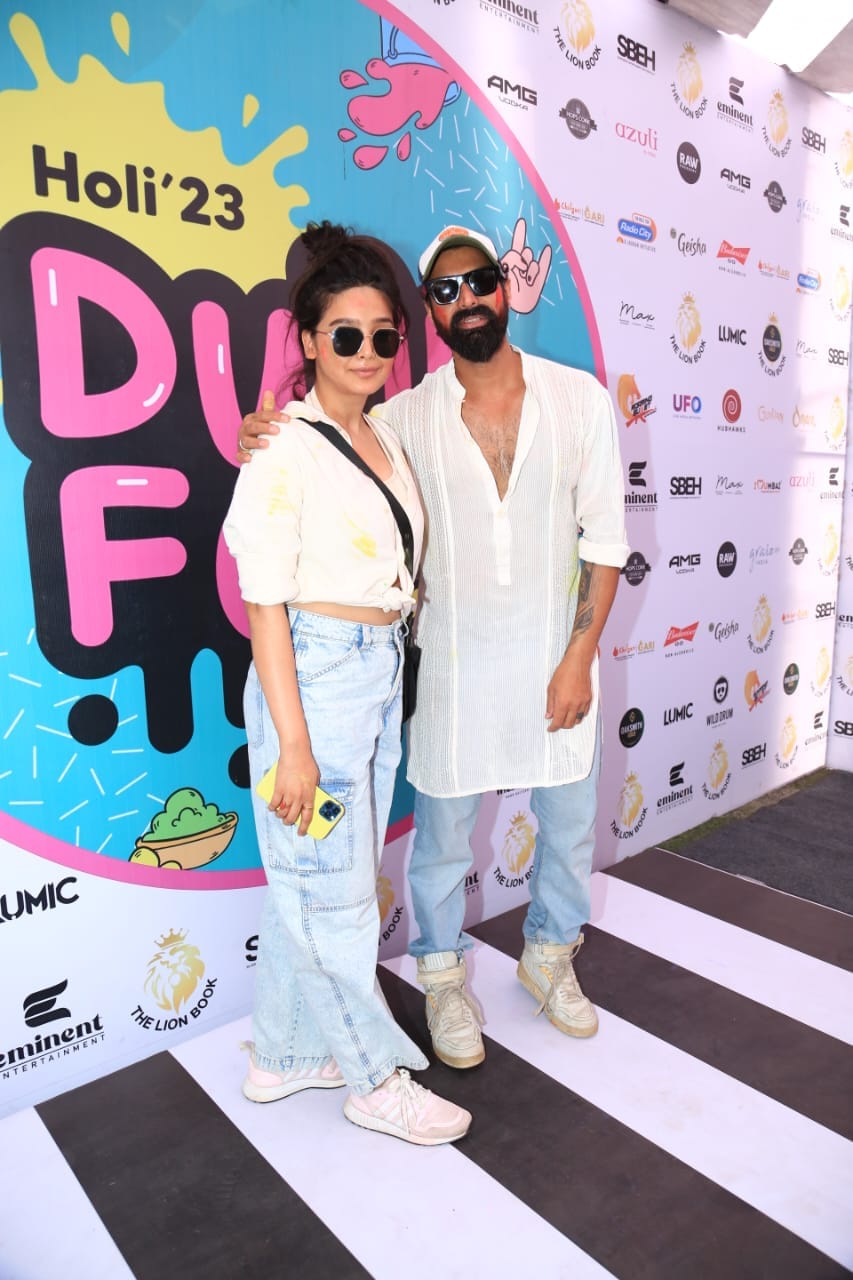 Holi 2023: Farhan Akhtar, Richa Chadha, Ankita Lokhande, Ekta Kapoor, Nushrratt Bharuccha Among ...