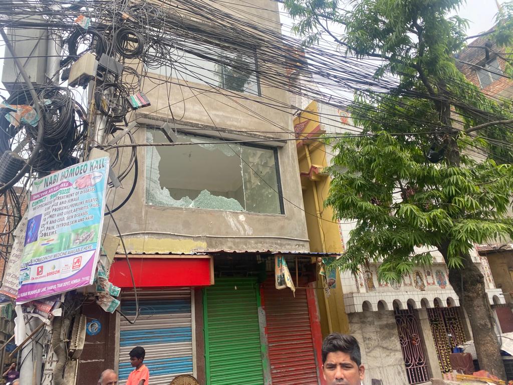 Ram Navami: Cars Torched, Shops Vandalised in Howrah Clashes; Security ...