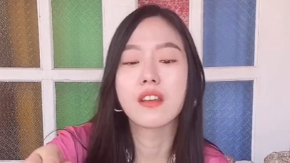 Korean Blogger Tries Veg Thali From Jaipur’s ‘Worst-Rated Restaurant ...