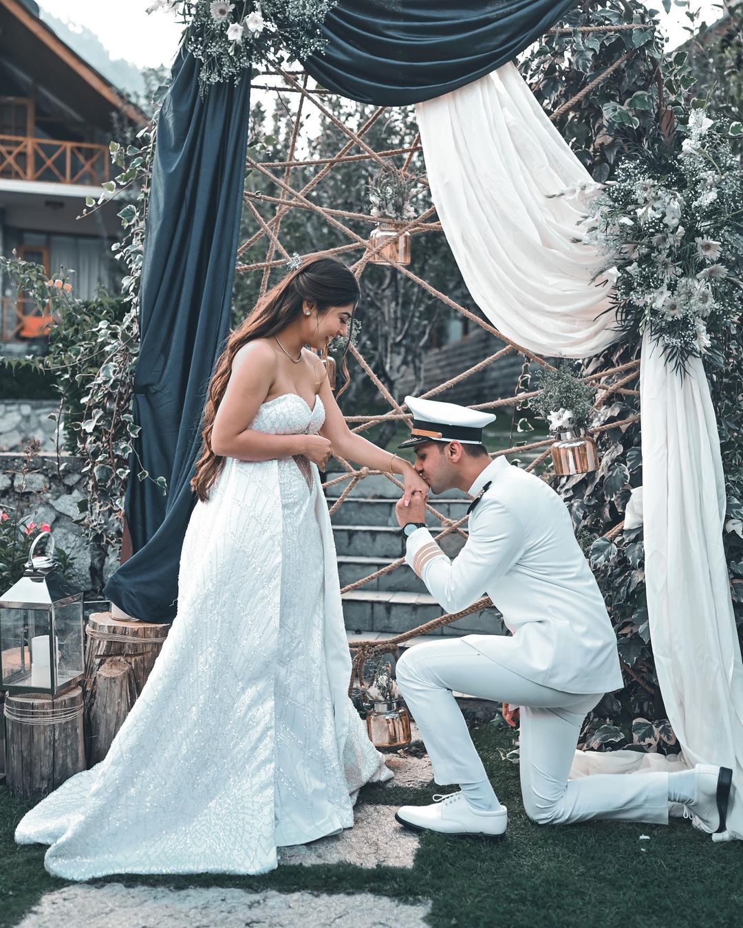 Yeh Hai Mohabbatein Actress Krishna Mukherjee Marries Chirag Batliwala ...