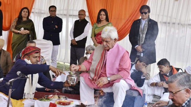J&K's Largest 'Mall of Srinagar': Manoj Sinha Lays Foundation Stone ...