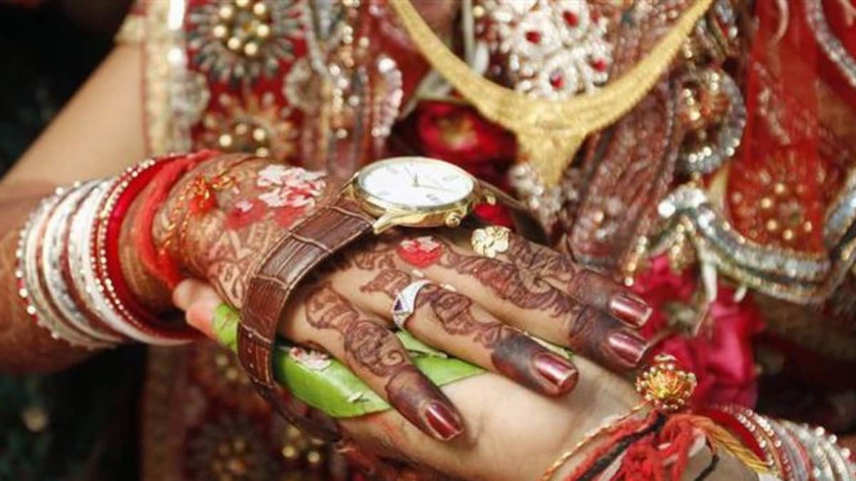 UP Groom Held Captive, Tied to Tree For Several Hours Over Dowry ...