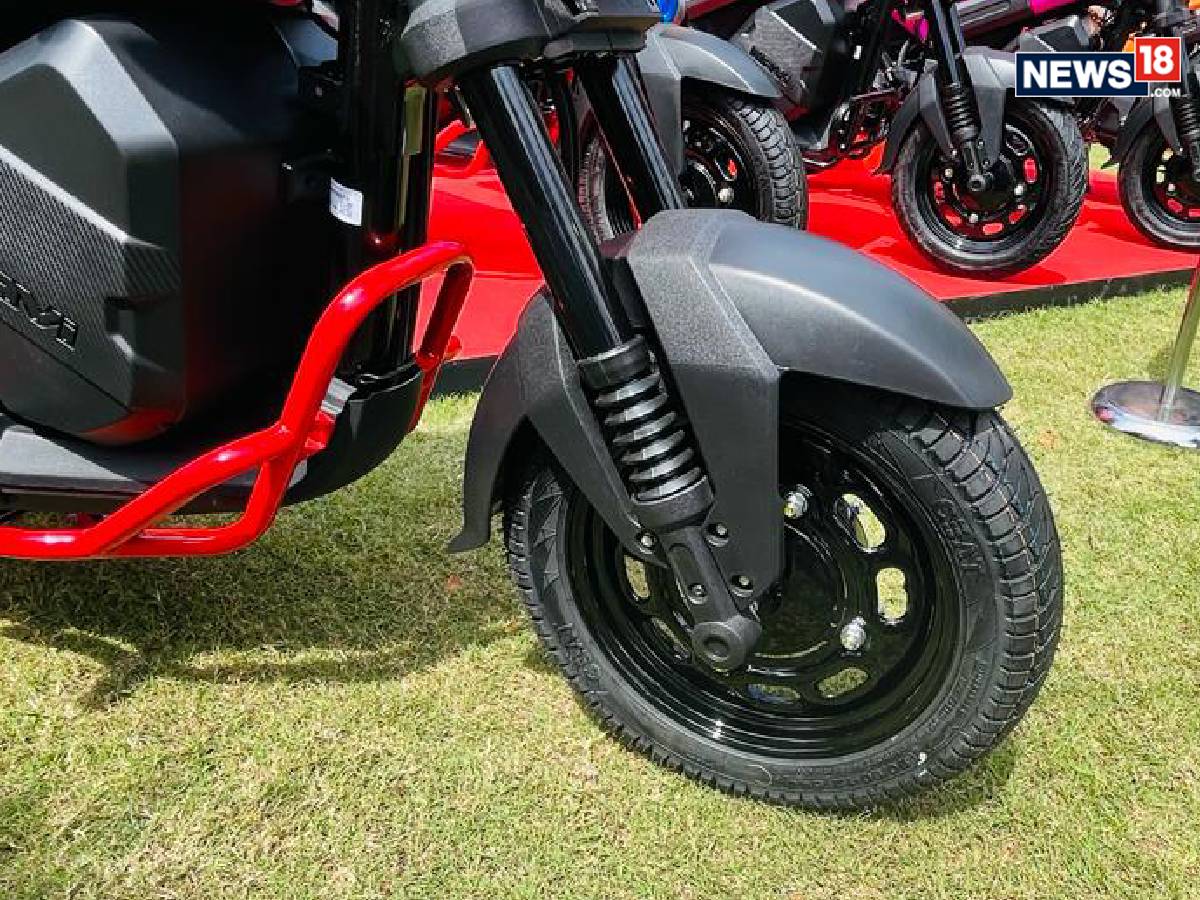 Global-spec Honda Navi in Pics: See Design, Features, and More - News18