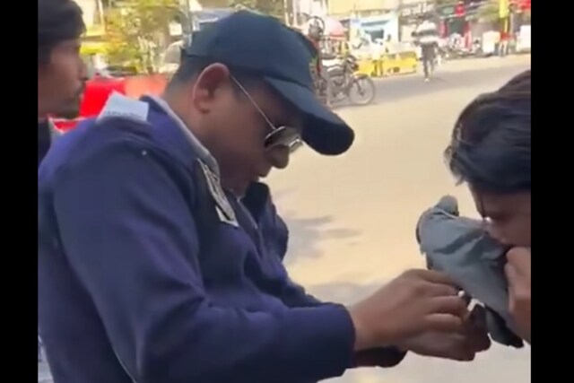 Watch: Jaipur Traffic Cop Climbs Bus To Rescue Pigeon Caught In Kite ...