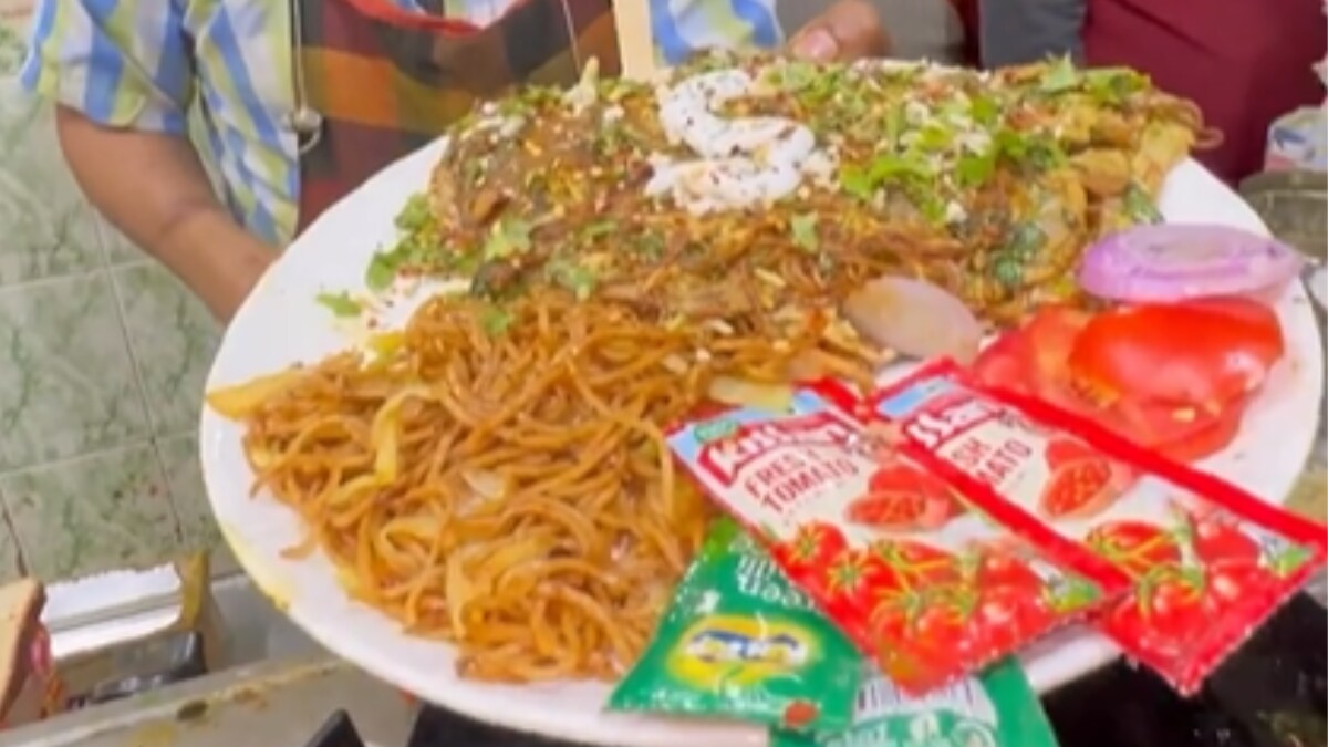 Omelette Or Chowmein? No, It's Just A 'Disgusting' Food Combo On The ...