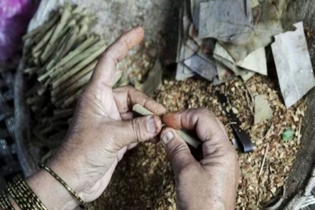Beedi Is Sold About Ten Times More Than Cigarettes In India: Report ...