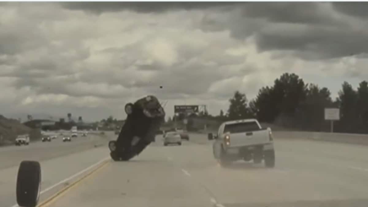 A Fast & Furious Action Sequence? Dashcam Captures Dramatic Car Crash ...