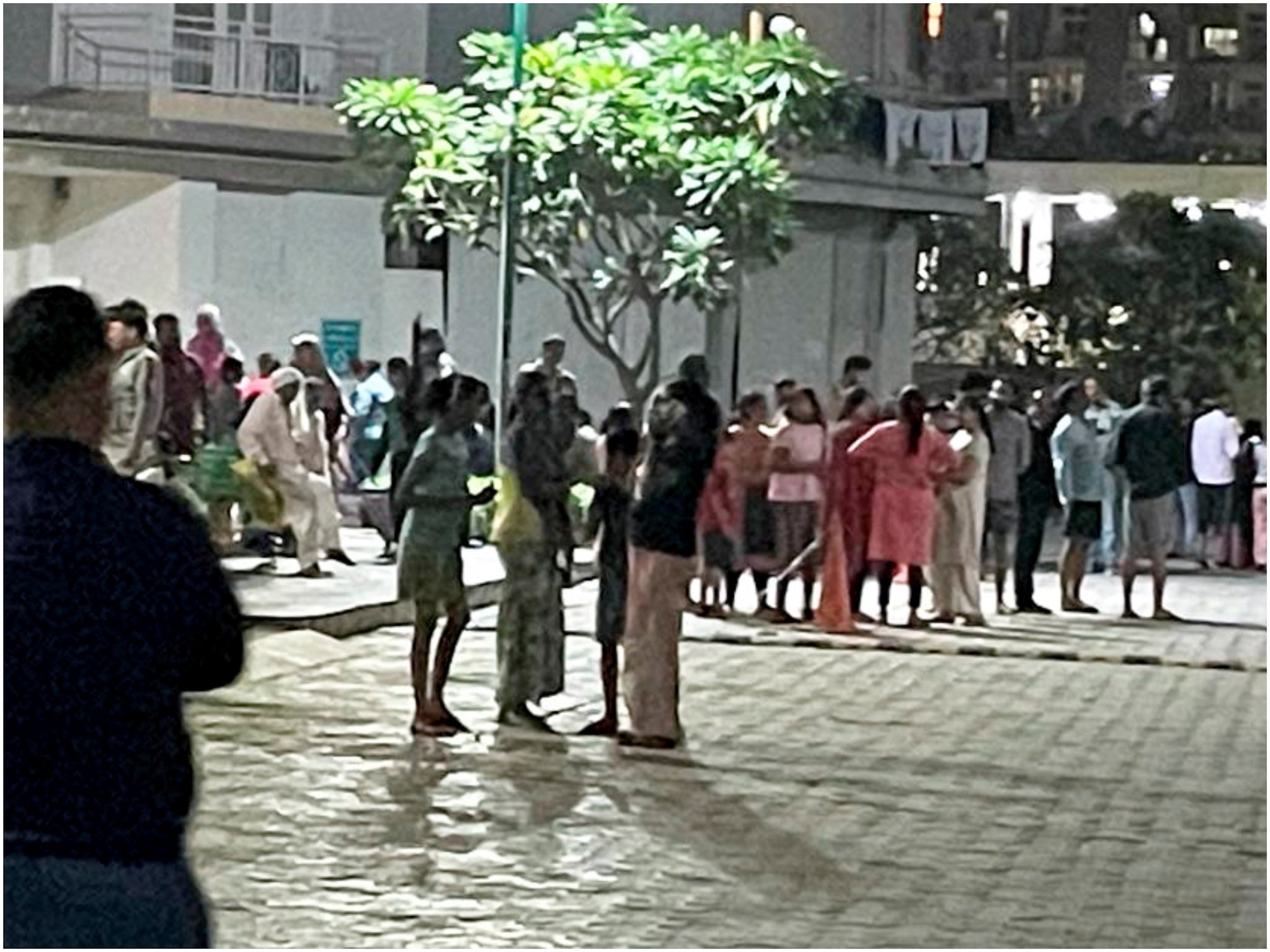 In Pics | People Rush Out of Homes, Students Vacate Hostel as ...