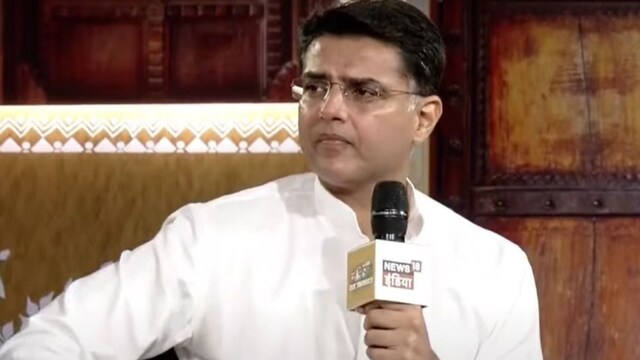 ‘Real Jaadugar is God’: Pilot Breaks Silence on ‘Tiff’ With Gehlot ...