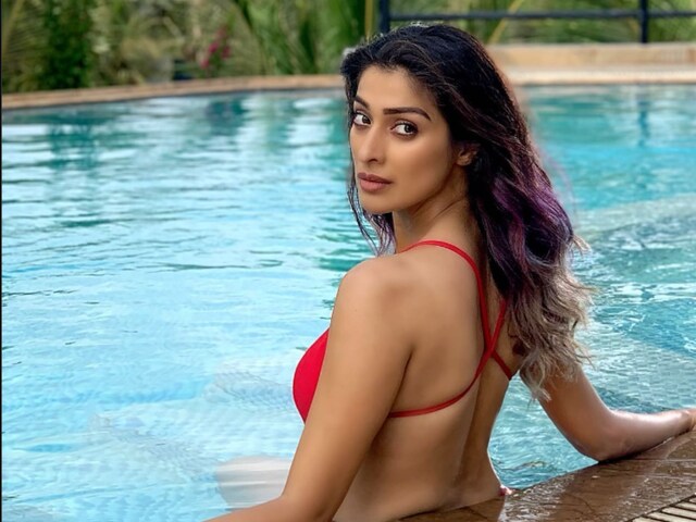 Akira Actress Raai Laxmi Looks Smoking Hot In Red Bikini, See Pic - News18