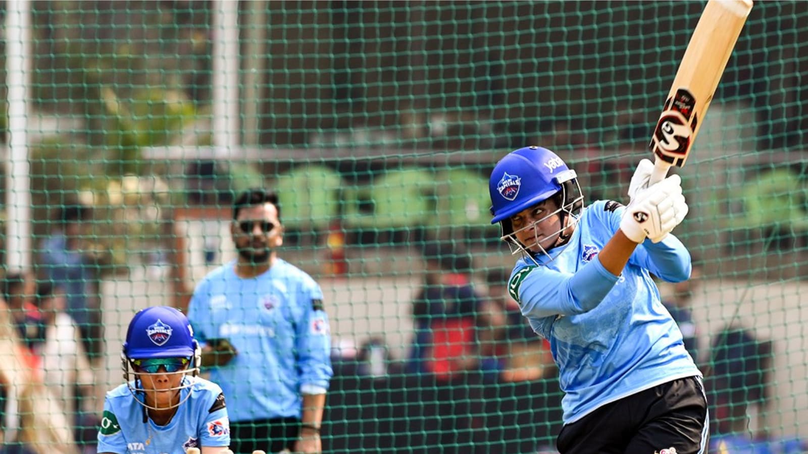 Royal Challengers Bangalore vs Delhi Capitals Live Streaming: When and Where to Watch WPL 2023 ...