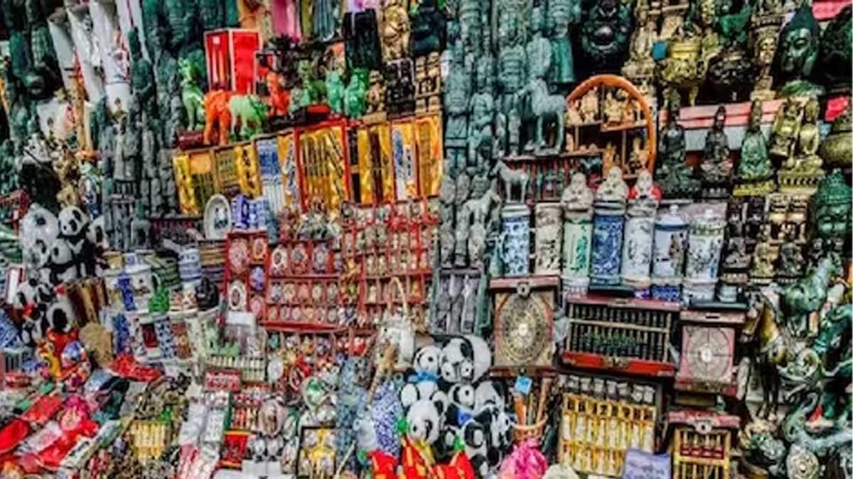 Can You Find The Hidden Santa Doll In This Image In 10 Seconds? | Buzz ...