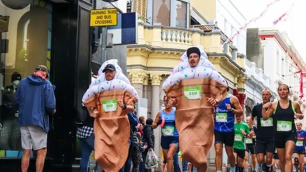 Friendship Goals! Man Surprises BFF With A 'Sweet' Guinness World ...