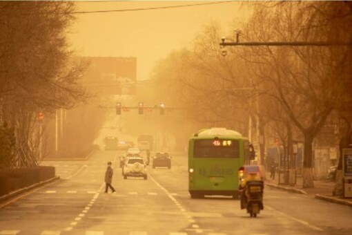 China Hit by Huge Sandstorm, Dust Storms Cause Air Pollution Spike in ...