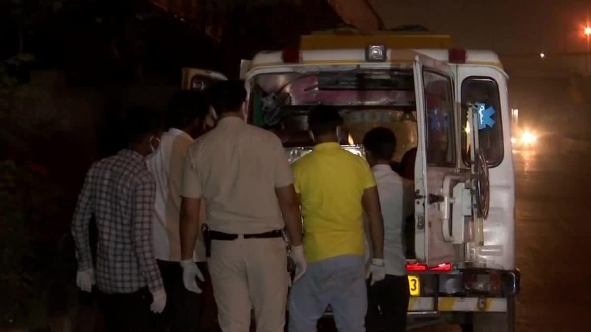 'Highly Decomposed' Body of Foreigner 'Born in 1956' Found in Delhi's ...