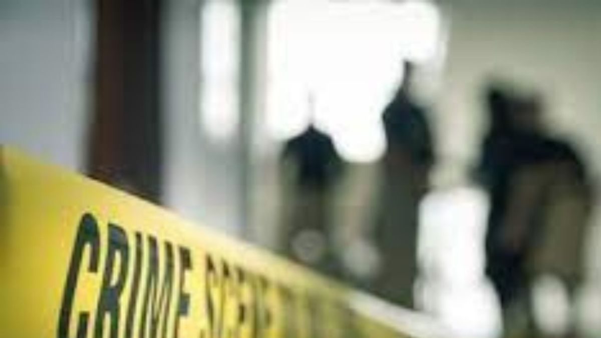 Couple, 3 Servants Found Unconscious in Gurugram House, Robbery ...