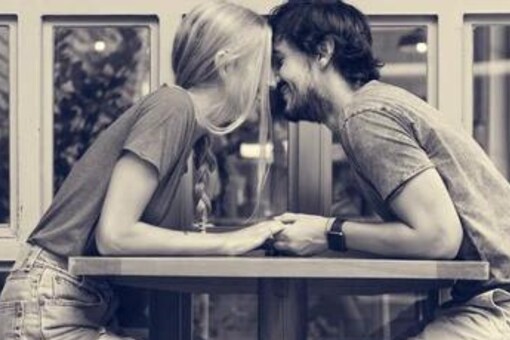 How To Be More Romantic In Your Relationship? 7 Tips - News18