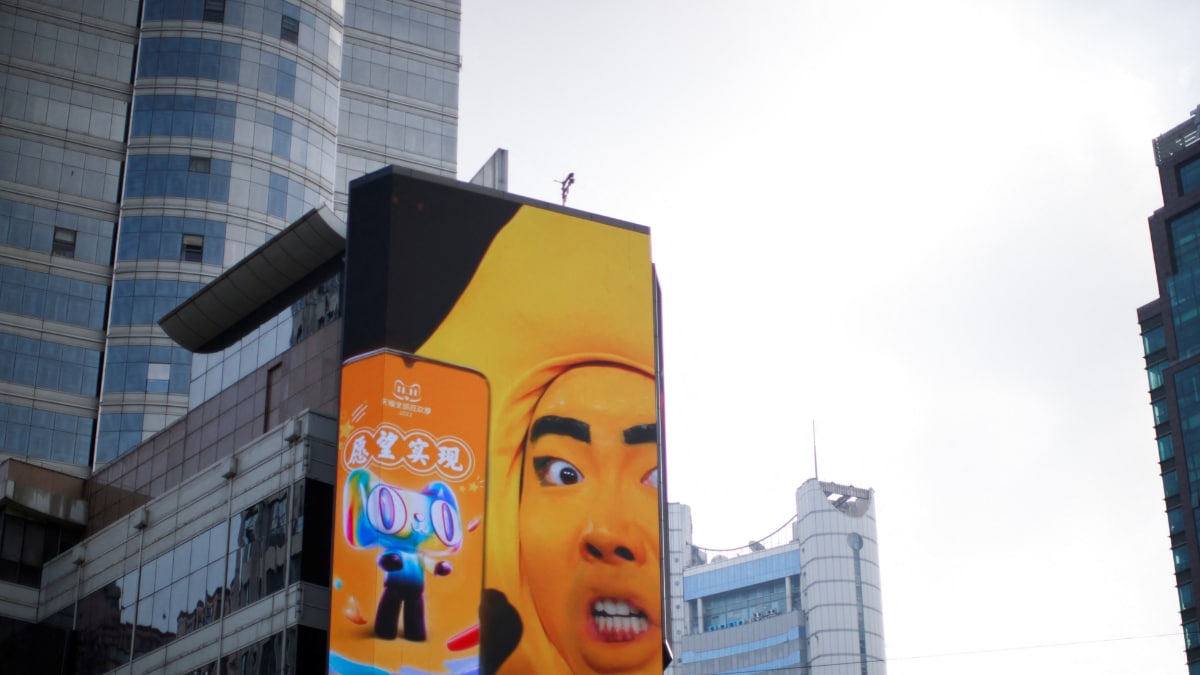 Chinese E-commerce Giant Alibaba to Split Itself into 6 Business Groups ...