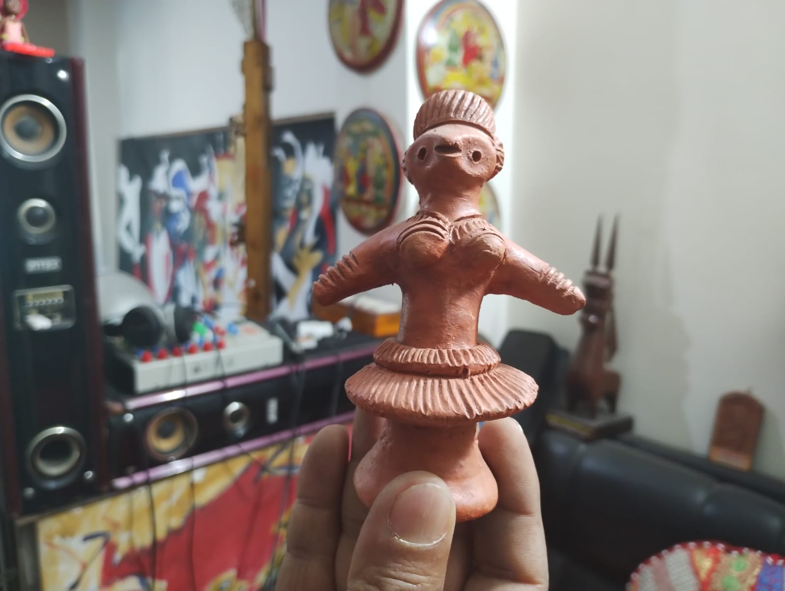 Bankura Man Sets up Doll Museum in His Home as an Ode to Folk Culture ...