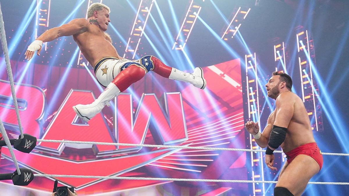 WWE Raw Results: An Usos Ambush Helps Solo Sikoa to a Street Fight Win ...