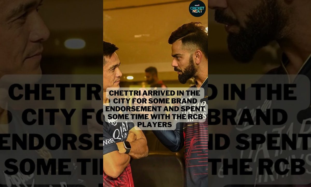 Sunil Chhetri Visits Virat Kohli And Other Players During RCB's ...