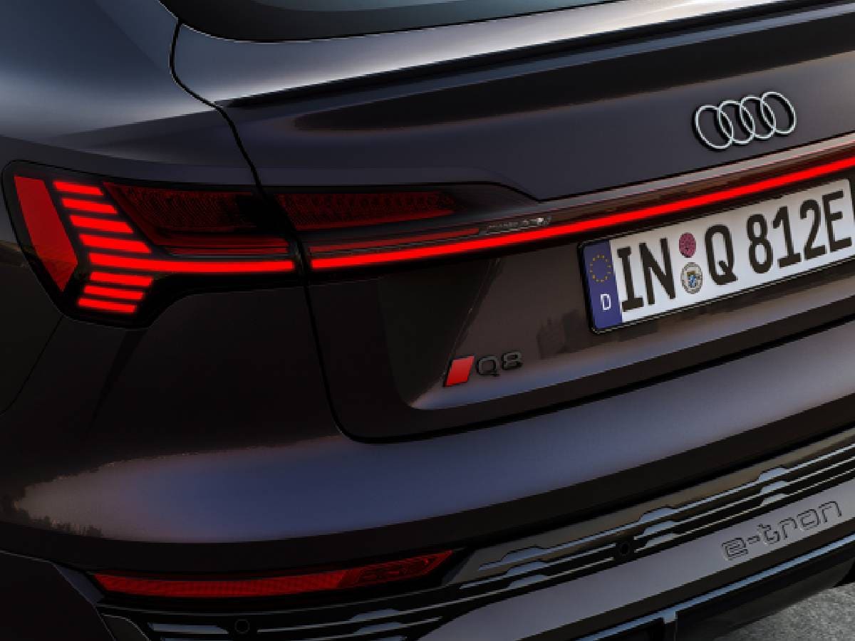 2024 Audi Q8 e-tron in Pics: See Design, Features, Interior and More ...
