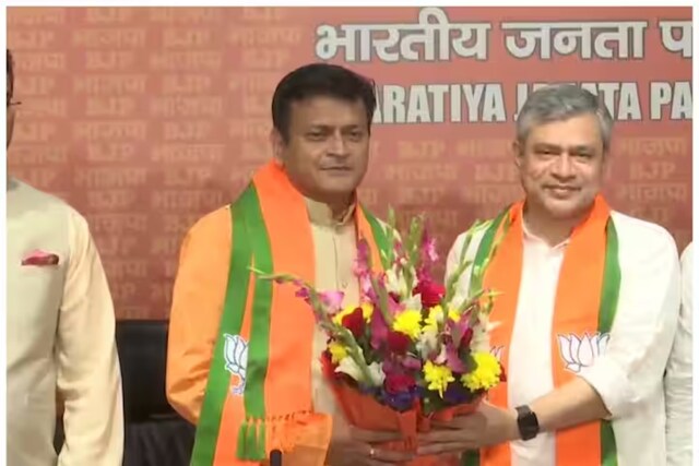 Former JD(U) Leader Ajay Alok Joins BJP - News18