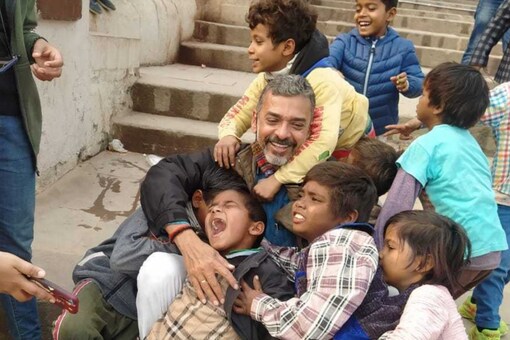 Man Starts 'Beggars Corporation' To Uplift The Lives Of Underprivileged ...