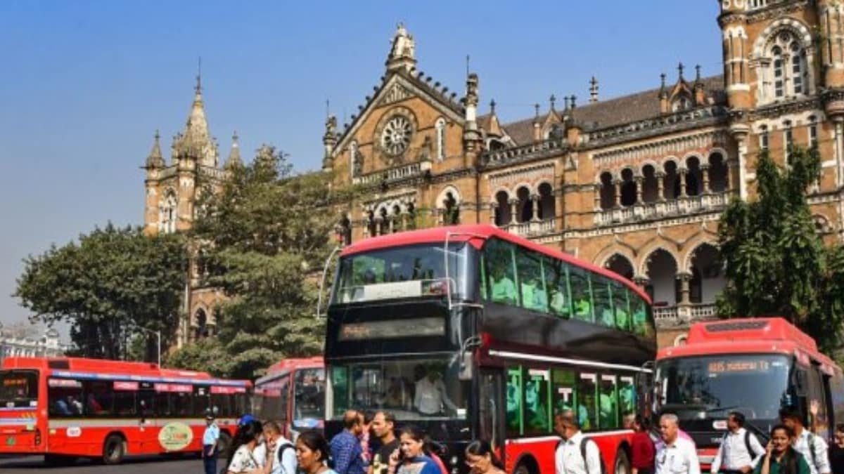 Mumbai: BEST Buses Take Alternate Routes Due to Grand Pandal ...
